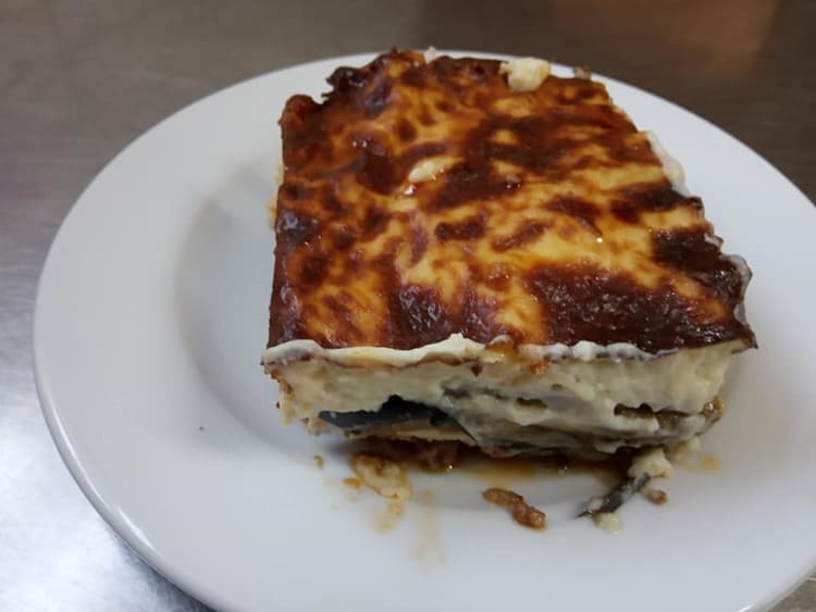ΕΣΤΙΑΤΟΡΙΟ ΚΑΡΥΤΑΙΝΑ ΓΟΡΤΥΝΙΑ | ΤΟ ΚΑΣΤΡΟ - Tavernes.gr