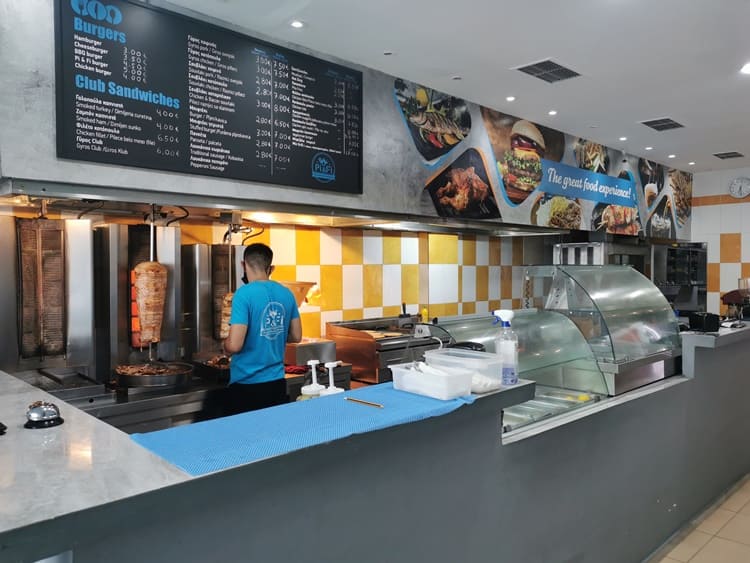 ΕΣΤΙΑΤΟΡΙΟ ΠΕΥΚΟΧΩΡΙ ΧΑΛΚΙΔΙΚΗΣ | ΠΙ & ΦΙ - Tavernes.gr
