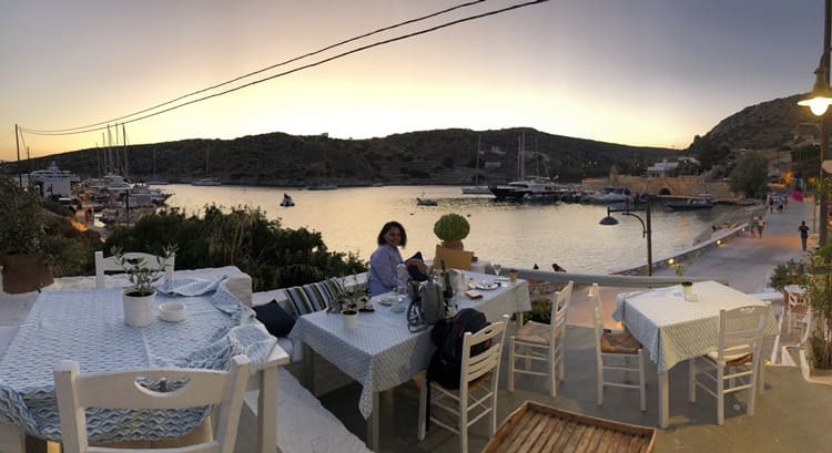 ΤΑΒΕΡΝΑ ΣΤΗΝ ΣΧΟΙΝΟΥΣΑ | ΝΙΚΟΛΑΣ ΤΗΣ ΣΧΟΙΝΟΥΣΑΣ - Tavernes.gr