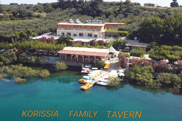 ΤΑΒΕΡΝΑ ΛΙΜΝΗ ΚΟΥΡΝΑ XANIA | ΚΟΡΡΗΣΙΑ - Tavernes.gr