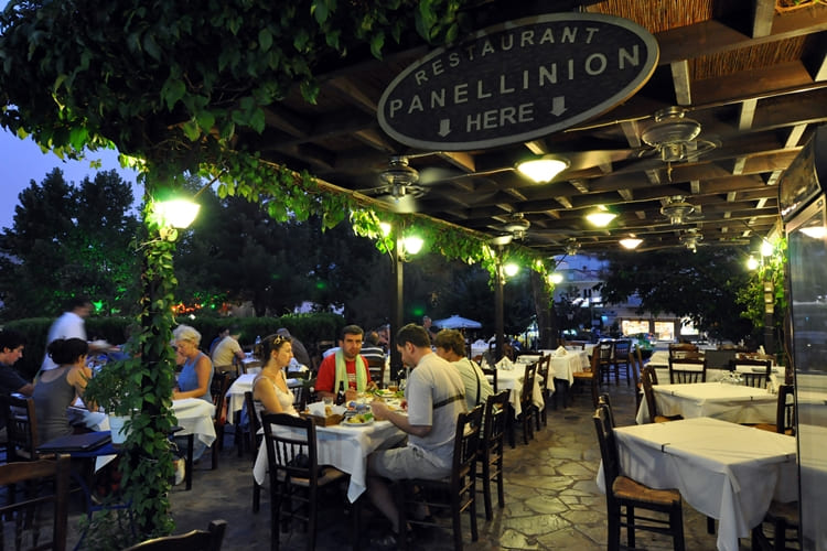 ΕΣΤΙΑΤΟΡΙΟ ΚΑΛΑΜΠΑΚΑ | ΠΑΝΕΛΛΗΝΙΟ - Tavernes.gr