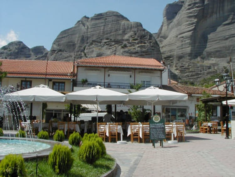 ΕΣΤΙΑΤΟΡΙΟ ΚΑΛΑΜΠΑΚΑ | ΠΑΝΕΛΛΗΝΙΟ - Tavernes.gr