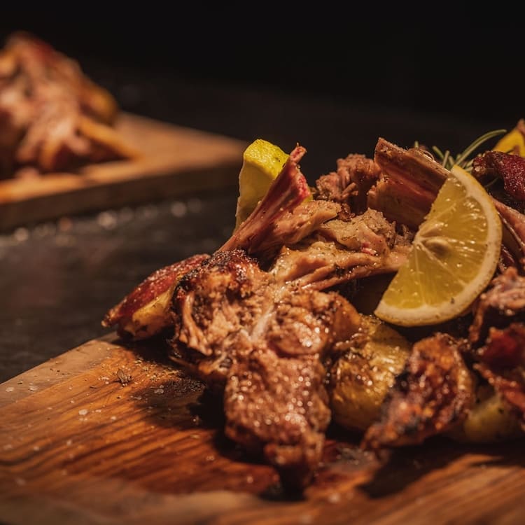 ΕΣΤΙΑΤΟΡΙΟ ΧΑΝΙΑ | ΤΑ ΧΑΛΚΙΝΑ - Tavernes.gr