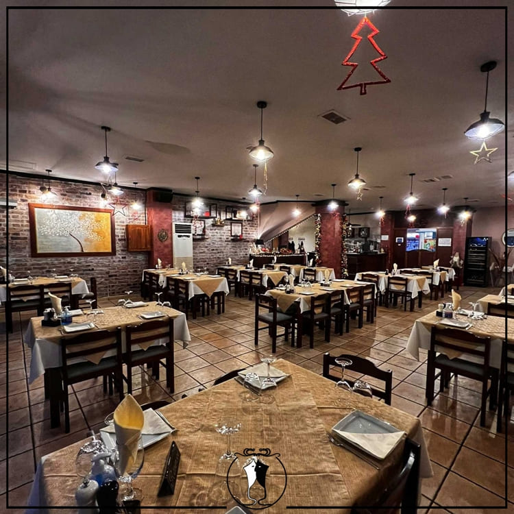 ΕΣΤΙΑΤΟΡΙΟ ΤΑΒΕΡΝΑ ΣΑΛΑΜΙΝΑ | ΨΙΘΥΡΟΙ ΓΕΥΣΕΩΝ - Tavernes.gr