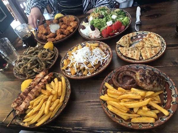 ΒΟΥΛΓΑΡΙΚΟ ΕΣΤΙΑΤΟΡΙΟ ΑΘΗΝΑ ΚΕΝΤΡΟ | BALKANA - Tavernes.gr